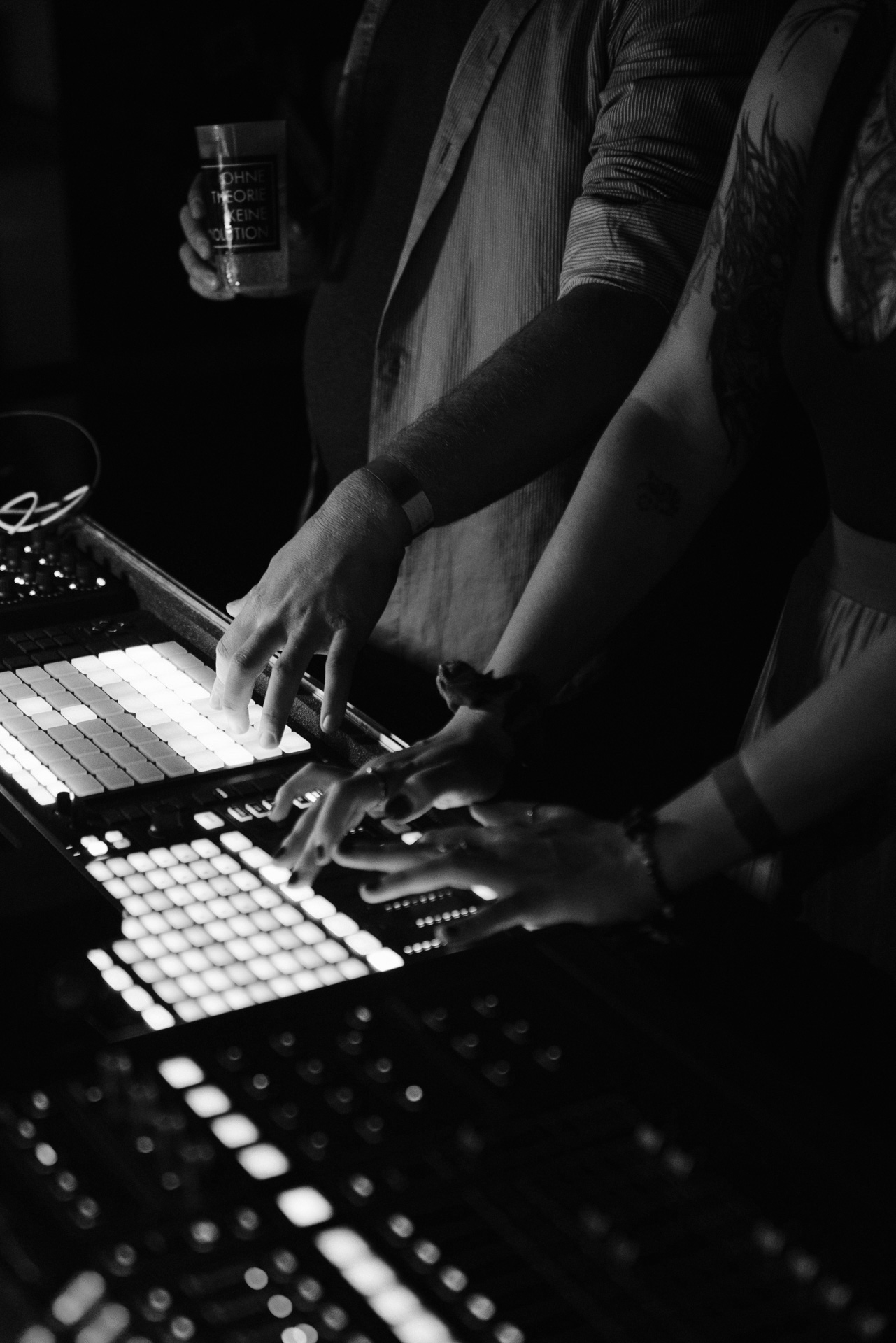 Clubkultur based on Awareness und Science Fiction – mit INSEMINOID in ...